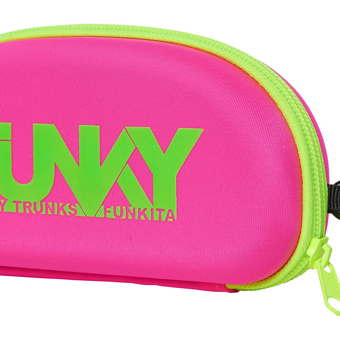 Funky Case Closed Goggle Case Sweetie Tweet | Swim Equipment